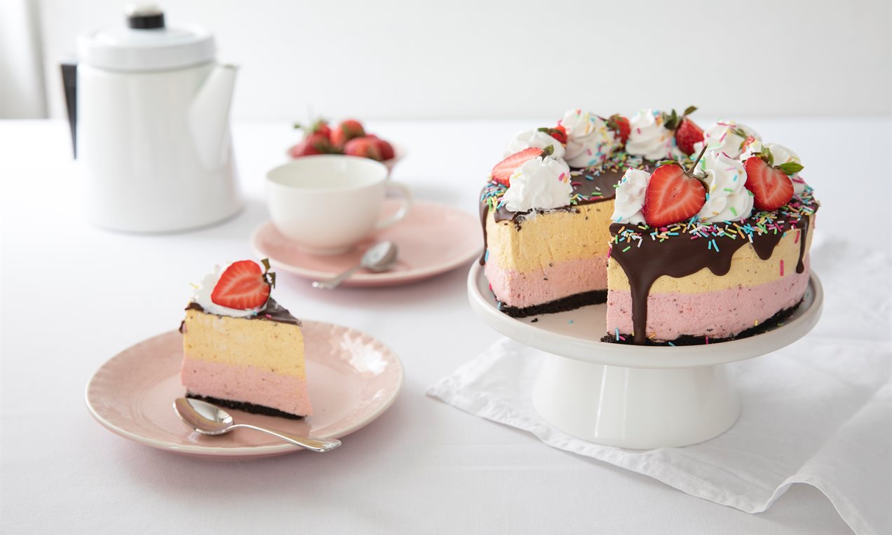 Vegaaninen Banana Split -kakku Resepti | Dr. Oetker