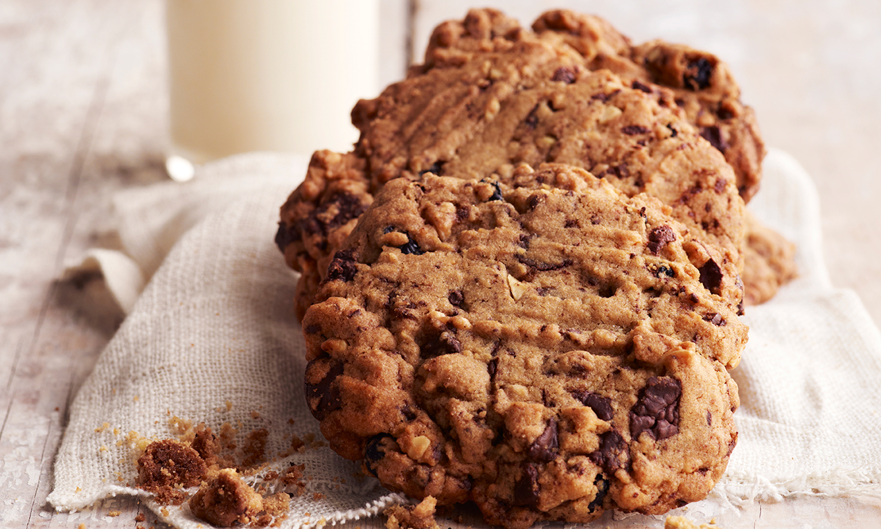 Amerikkalaiset karpalosuklaacookiet Resepti | Dr. Oetker